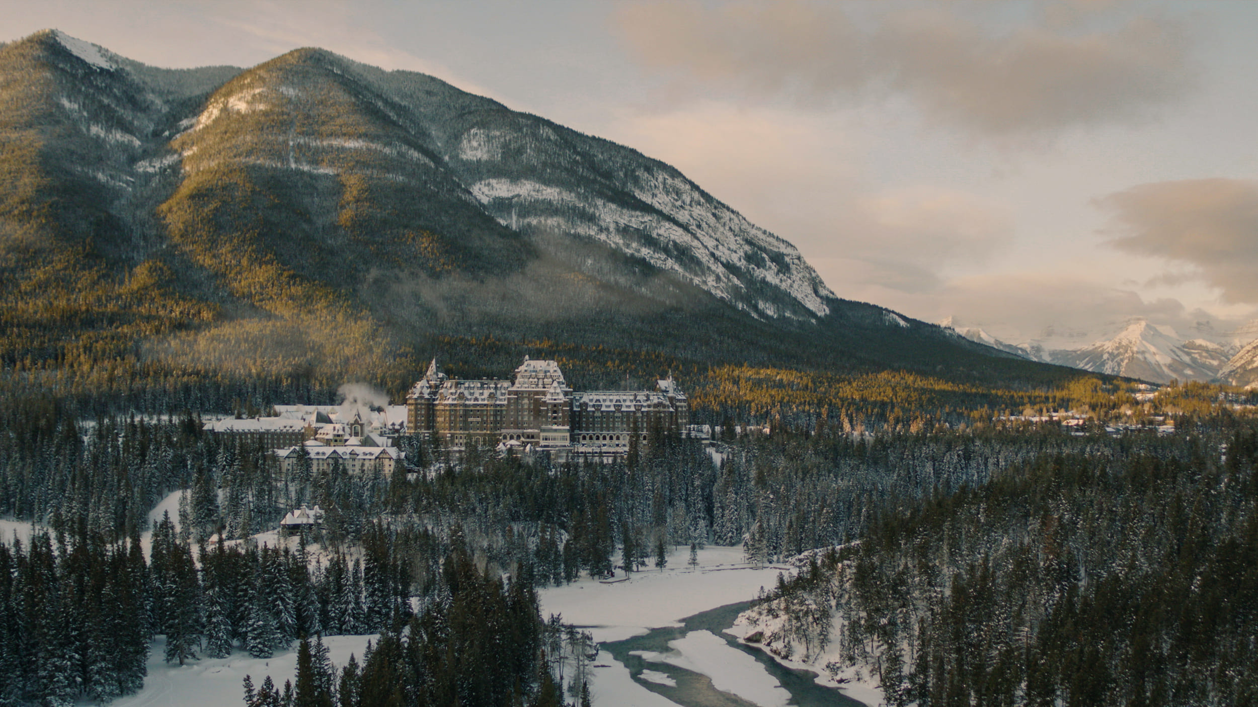 Discover The Gatehouse Fairmont Banff Springs Discover The Gatehouse Fairmont Banff Springs