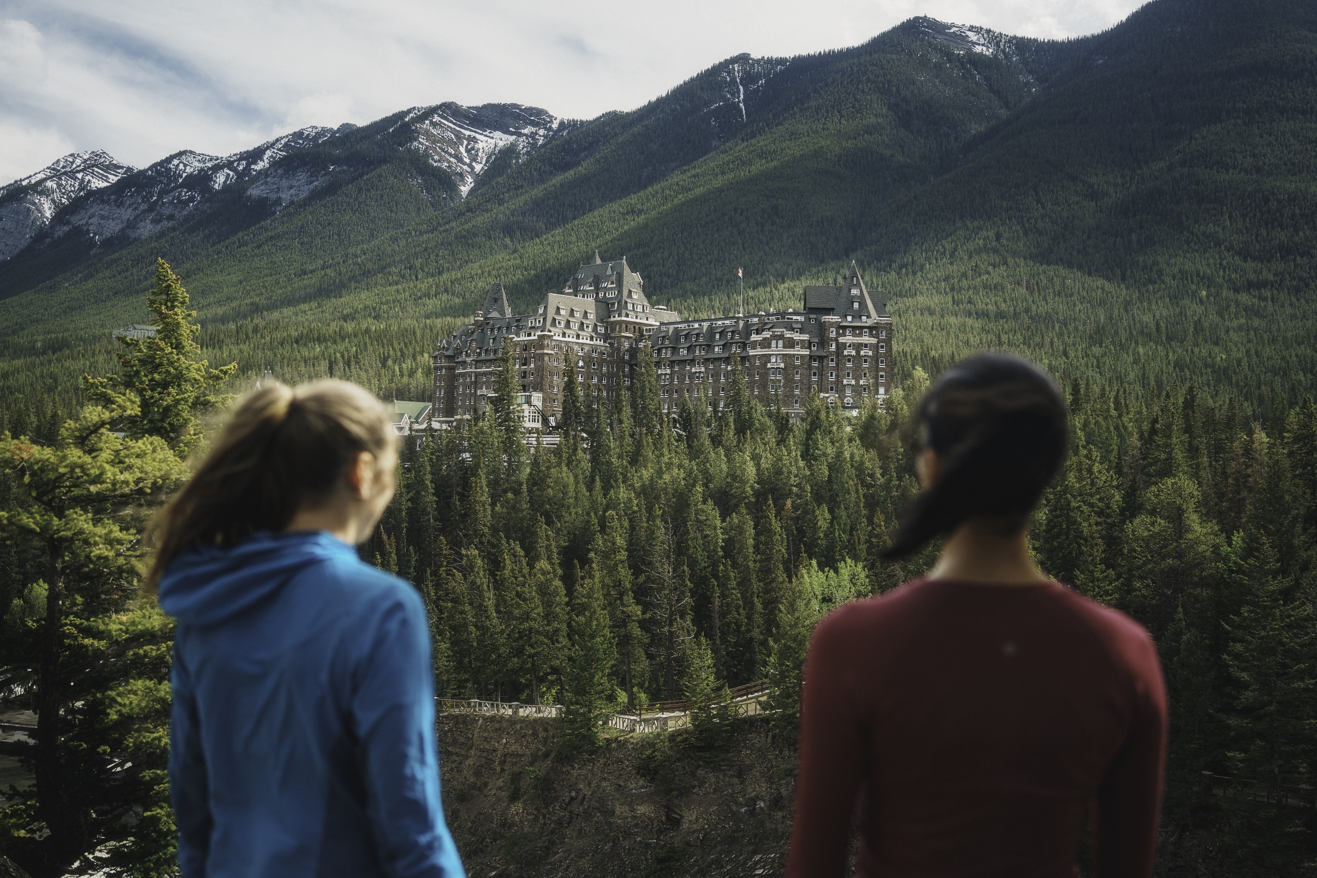 Bowl Valley, Five Pin & Pints - Fairmont Banff Springs